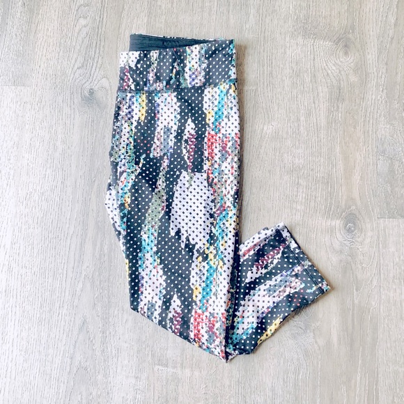 Lucy | Pants & Jumpsuits | Lucy Multicolored Active Capri Pants Large ...